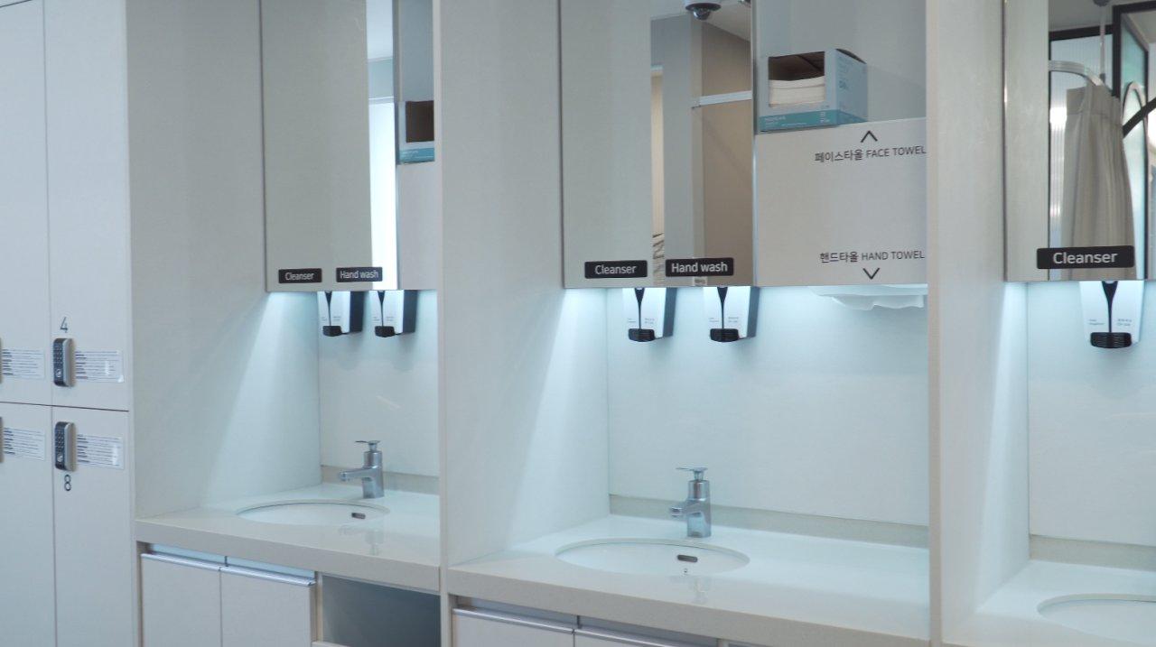 VandS Clinic - Myeongdong: Premier Cosmetic and Dermatology Services in Korea